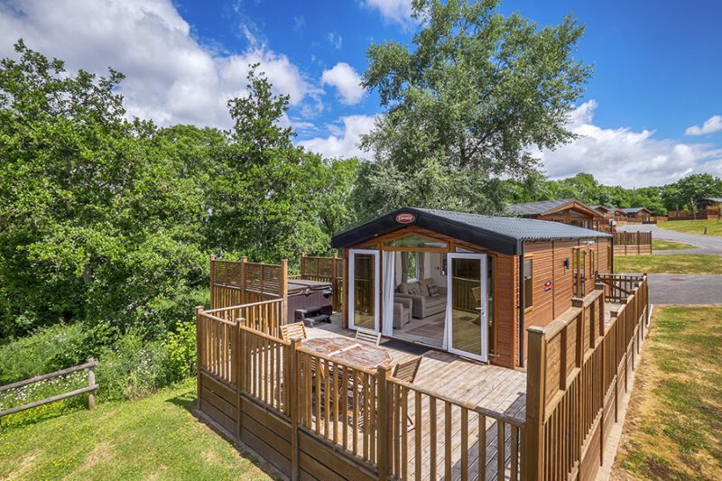 WIN A Devon Holiday | Devon's Top Attractions | WIN Top Prizes